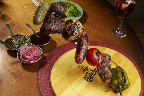 El Gaucho-Pincho Toro Caliente-28 | El Gaucho Aruba